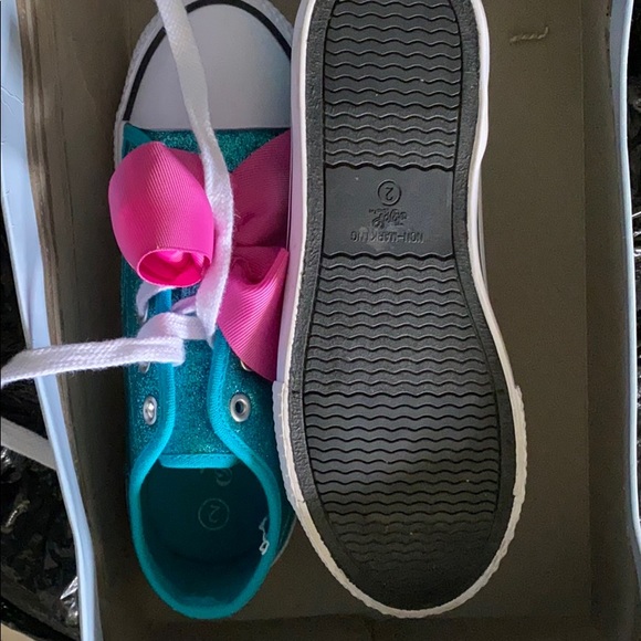 JoJo Siwa | Shoes | Jojo Siwa Bow Glitter Sneakers Payless | Poshmark
